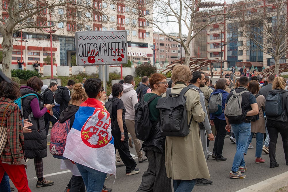 Timarenje hijene - Ljubodrag Stojadinović - Peščanik